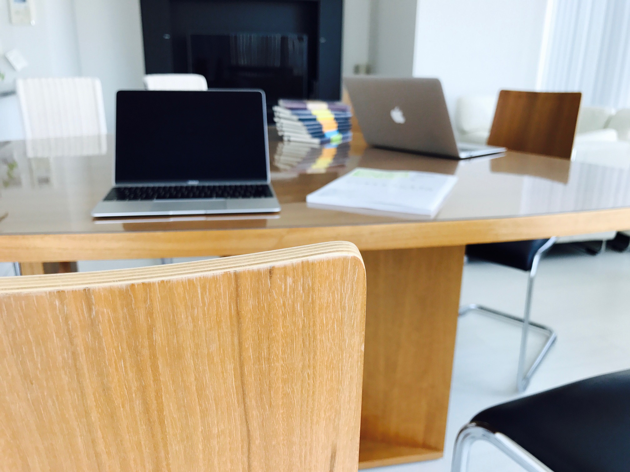 アクタス ダイニングテーブル！TECTA M21がスゴい8つの理由！！ - Alden Style